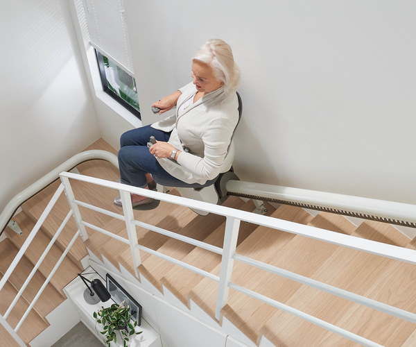Discover Seamless Movement with the Access BDD Flow X Stairlift – USA ...